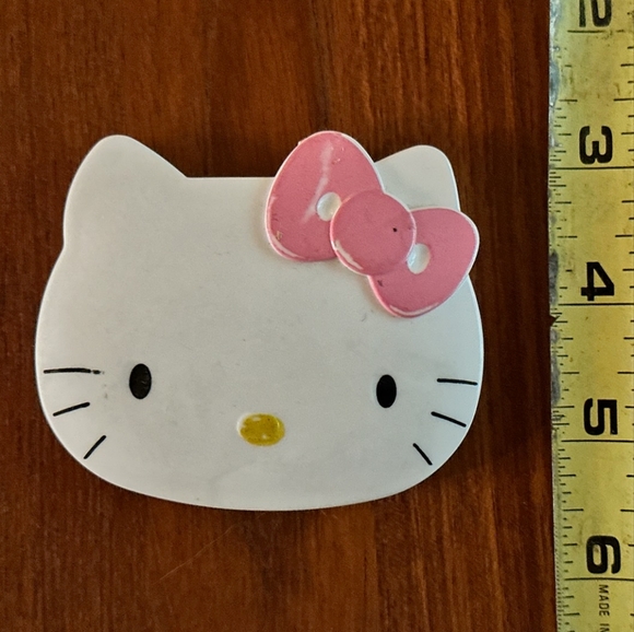 Sanrio | Accessories | Vintage Hello Kitty Compact Mirror With Comb ...